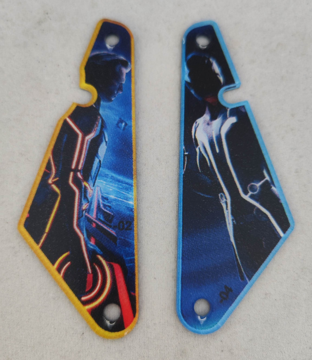 Tron pinball slingshot plastic 804-5000-B9-02-04 | Pinball Haus